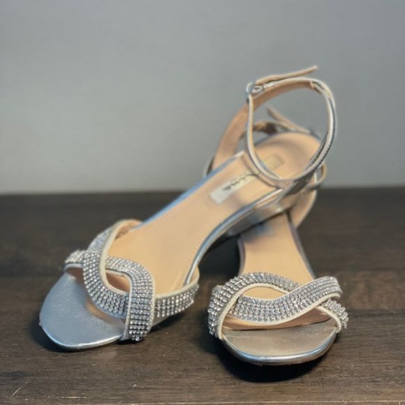 Nina | Shoes | Nina Florina Wedge Sandals In Silver Size 85 | Poshmark